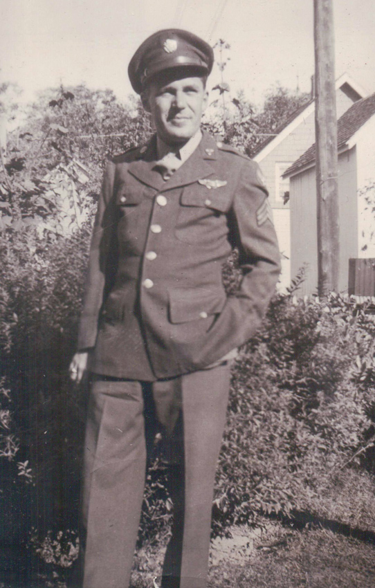 Staff Sergeant Lester D. Warren (1915–1944) – Delaware's World War II ...